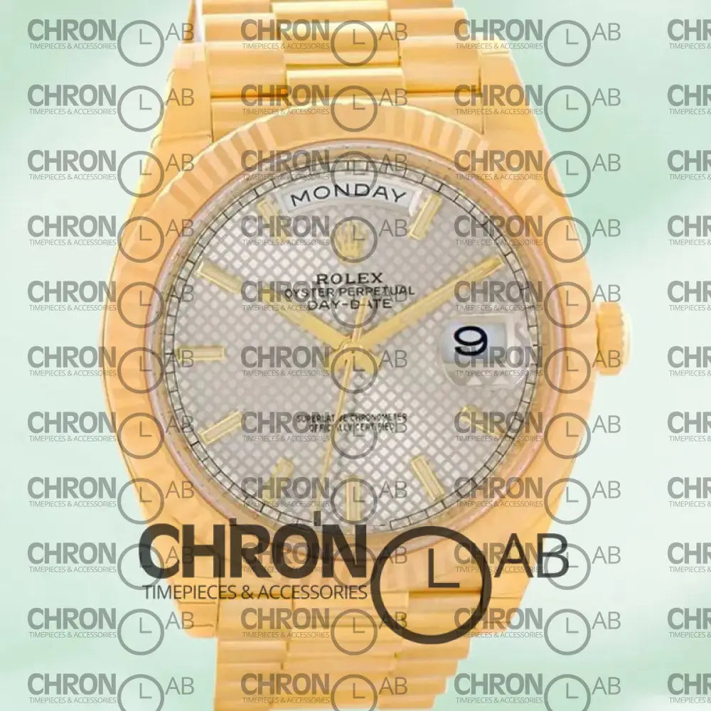 Day-Date 40mm 228238 Gold Silver Diagonal Dial Clone – Chronolab.gr